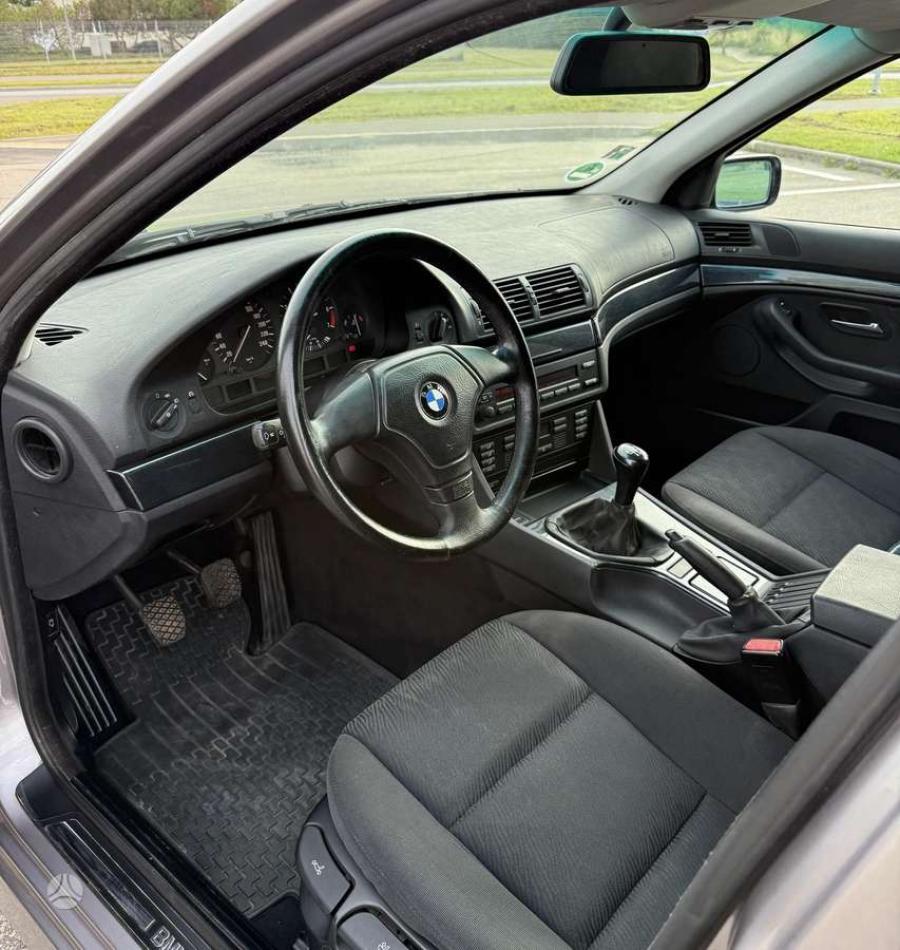 Brūns BMW 523 1997 Viļņa, ar dzinēja tilpumu 2.50 L un nobraukumu 283 tūkst. km par 2950 €, foto 10 vietnē AUTOMOTO.COM.LV