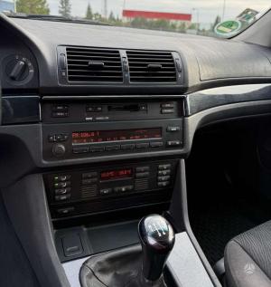 Brūns BMW 523 1997 Viļņa, ar dzinēja tilpumu 2.50 L un nobraukumu 283 tūkst. km par 2950 €, foto 12 vietnē AUTOMOTO.COM.LV