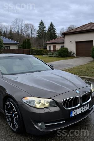Brown BMW 523 2010 in Riga, with an engine capacity of 3.00 L and mileage of 274 thousand km for 8700 €, photo 4 on AUTOMOTO.COM.LV