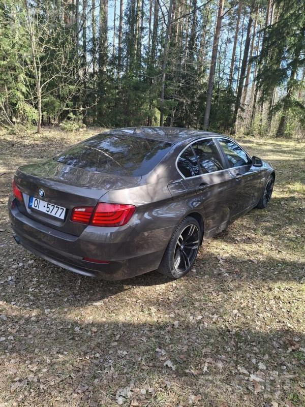 Brūns BMW 523 2010 Rīga, ar dzinēja tilpumu 3.00 L un nobraukumu 275 tūkst. km par 8400 €, foto 2 vietnē AUTOMOTO.COM.LV