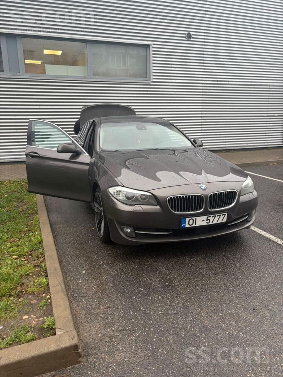 Brown BMW 523 2010 in Riga, with an engine capacity of 3.00 L and mileage of 280 thousand km for 7850 €, photo 1 on AUTOMOTO.COM.LV