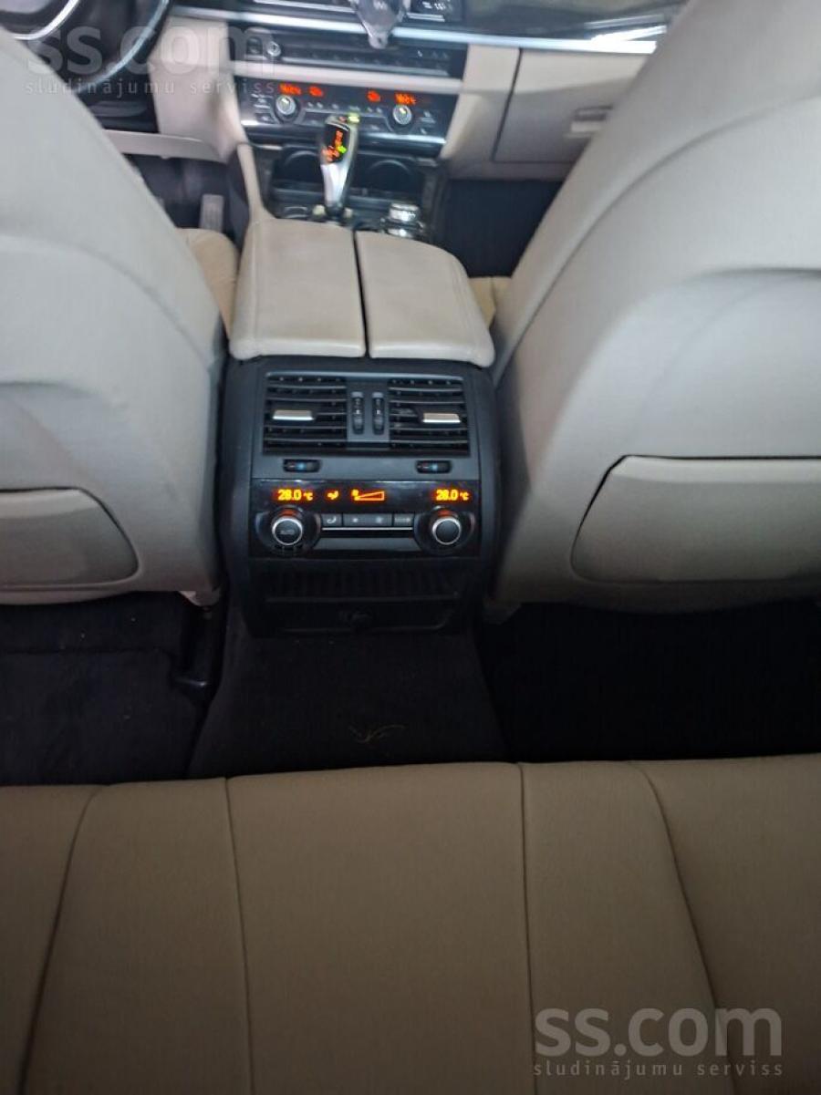 Brown BMW 523 2010 in Riga, with an engine capacity of 3.00 L and mileage of 280 thousand km for 7850 €, photo 8 on AUTOMOTO.COM.LV