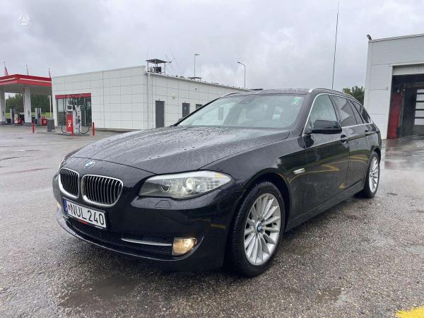 Brūns BMW 523 2011 Šauļi, ar dzinēja tilpumu 3.00 L un nobraukumu 313 tūkst. km par 5999 €, foto 1 vietnē AUTOMOTO.COM.LV