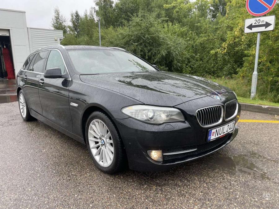 Brūns BMW 523 2011 Šauļi, ar dzinēja tilpumu 3.00 L un nobraukumu 313 tūkst. km par 5999 €, foto 9 vietnē AUTOMOTO.COM.LV