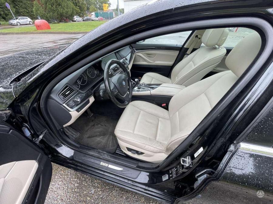 Brūns BMW 523 2011 Šauļi, ar dzinēja tilpumu 3.00 L un nobraukumu 313 tūkst. km par 5999 €, foto 17 vietnē AUTOMOTO.COM.LV