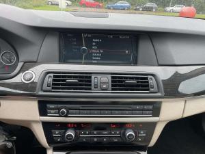 Brūns BMW 523 2011 Šauļi, ar dzinēja tilpumu 3.00 L un nobraukumu 313 tūkst. km par 5999 €, foto 23 vietnē AUTOMOTO.COM.LV