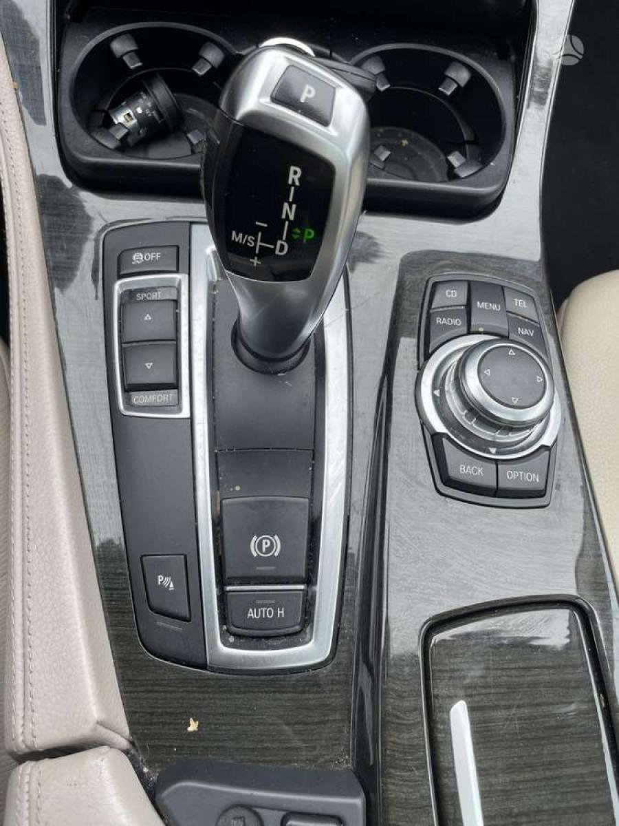 Brūns BMW 523 2011 Šauļi, ar dzinēja tilpumu 3.00 L un nobraukumu 313 tūkst. km par 5999 €, foto 24 vietnē AUTOMOTO.COM.LV