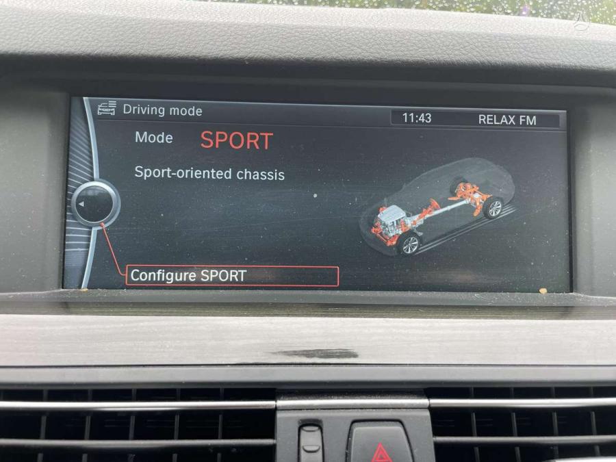 Brūns BMW 523 2011 Šauļi, ar dzinēja tilpumu 3.00 L un nobraukumu 313 tūkst. km par 5999 €, foto 27 vietnē AUTOMOTO.COM.LV