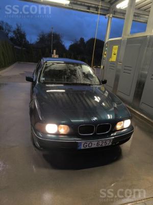 Green BMW 523 1996 in Saldus, with an engine capacity of 2.50 L and mileage of 413 thousand km for 650 €, photo  on AUTOMOTO.COM.LV
