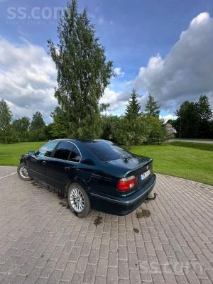 Green BMW 523 1996 in Balvi, with an engine capacity of 2.50 L and mileage of 355 thousand km for 2000 €, photo  on AUTOMOTO.COM.LV