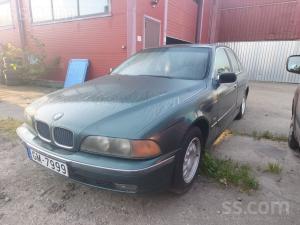 Зеленый БМВ 523 1997 в Рига, объемом двигателя 2.50 л и пробегом 280 тыс. км за 3000 €, фото  на AUTOMOTO.COM.LV