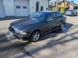 Grey BMW 523 1996 in Riga, with an engine capacity of 2.50 L and mileage of 489 thousand km for 1899 €, photo  on AUTOMOTO.COM.LV