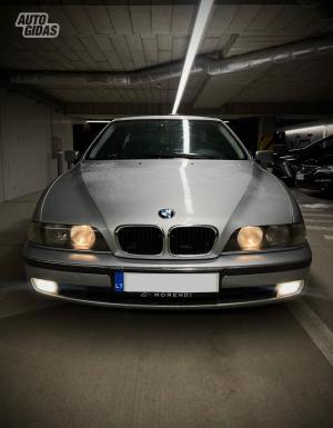 Pelēks BMW 523 1998 Kauņa, ar dzinēja tilpumu 2.50 L un nobraukumu 355 tūkst. km par 2050 €, foto 5 vietnē AUTOMOTO.COM.LV