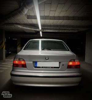 Pelēks BMW 523 1998 Kauņa, ar dzinēja tilpumu 2.50 L un nobraukumu 355 tūkst. km par 2050 €, foto 11 vietnē AUTOMOTO.COM.LV