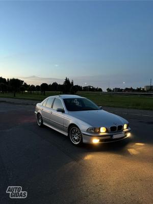 Pelēks BMW 523 1998 Kauņa, ar dzinēja tilpumu 2.50 L un nobraukumu 355 tūkst. km par 2050 €, foto 21 vietnē AUTOMOTO.COM.LV