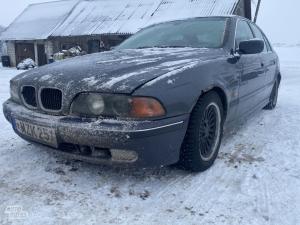 Pelēks BMW 523 1998 Prienai, ar dzinēja tilpumu 2.30 L un nobraukumu 368 tūkst. km par 500 €, foto 2 vietnē AUTOMOTO.COM.LV