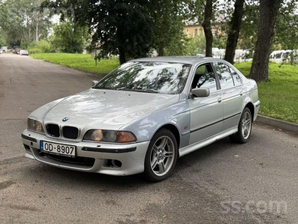 Серый БМВ 523 1999 в Рига, объемом двигателя 2.50 л и пробегом 320 тыс. км за 1400 €, фото 3 на AUTOMOTO.COM.LV