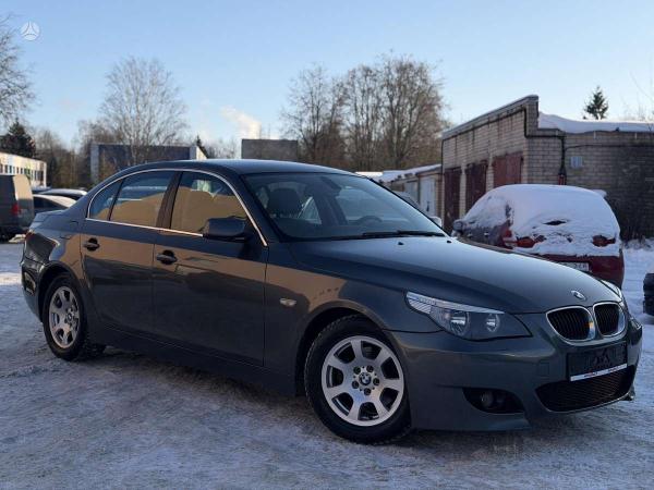 Grey BMW 523 2004 in Rokiskis, with an engine capacity of 2.00 L and mileage of 258 thousand km for 2450 €, photo 3 on AUTOMOTO.COM.LV