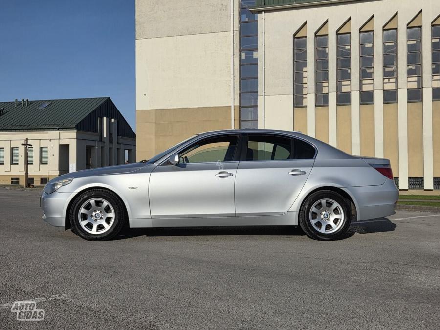 Pelēks BMW 523 2005 Kauņa, ar dzinēja tilpumu 2.50 L un nobraukumu 277 tūkst. km par 3000 €, foto 5 vietnē AUTOMOTO.COM.LV