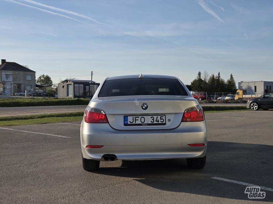 Pelēks BMW 523 2005 Kauņa, ar dzinēja tilpumu 2.50 L un nobraukumu 277 tūkst. km par 3000 €, foto 7 vietnē AUTOMOTO.COM.LV