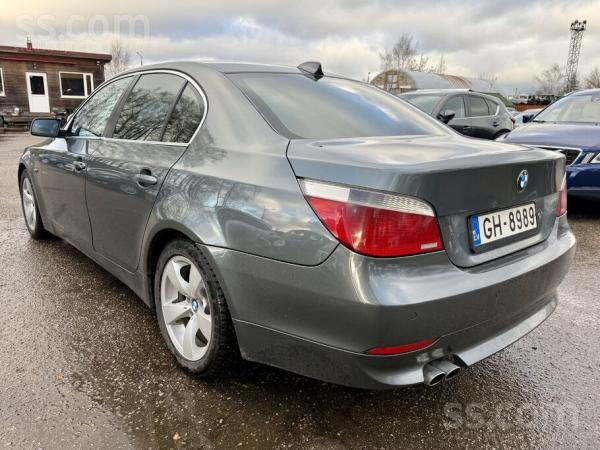 Grey BMW 523 2006 in Riga, with an engine capacity of 2.50 L and mileage of 0 thousand km for 2990 €, photo 5 on AUTOMOTO.COM.LV
