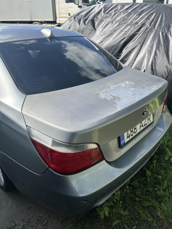 Grey BMW 523 2006 in Rakvere, with an engine capacity of 2.50 L and mileage of 293 thousand km for 3000 €, photo 8 on AUTOMOTO.COM.LV