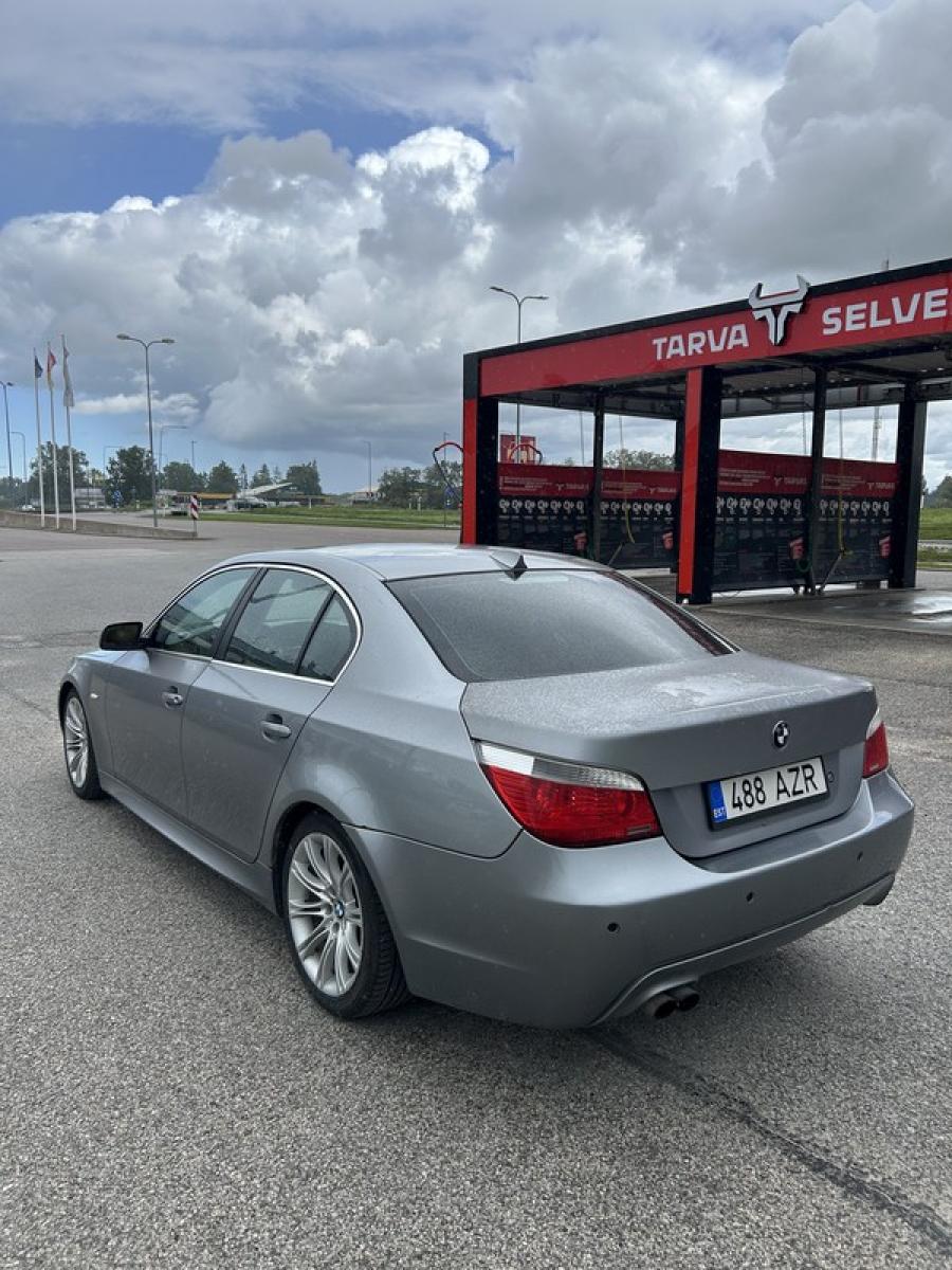 Grey BMW 523 2006 in Rakvere, with an engine capacity of 2.50 L and mileage of 293 thousand km for 3000 €, photo 13 on AUTOMOTO.COM.LV