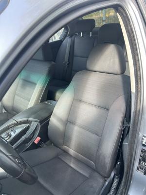 Grey BMW 523 2006 in Rakvere, with an engine capacity of 2.50 L and mileage of 293 thousand km for 3000 €, photo 16 on AUTOMOTO.COM.LV