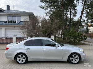 Pelēks BMW 523 2007 Viļņa, ar dzinēja tilpumu 2.50 L un nobraukumu 286 tūkst. km par 3450 €, foto 6 vietnē AUTOMOTO.COM.LV