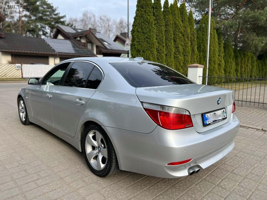 Pelēks BMW 523 2007 Viļņa, ar dzinēja tilpumu 2.50 L un nobraukumu 286 tūkst. km par 3450 €, foto 8 vietnē AUTOMOTO.COM.LV