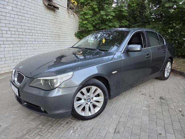 Pelēks BMW 523 2007 Viļņa, ar dzinēja tilpumu 2.50 L un nobraukumu 320 tūkst. km par 2400 €, foto 1 vietnē AUTOMOTO.COM.LV