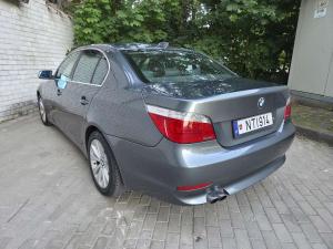 Pelēks BMW 523 2007 Viļņa, ar dzinēja tilpumu 2.50 L un nobraukumu 320 tūkst. km par 2400 €, foto 3 vietnē AUTOMOTO.COM.LV
