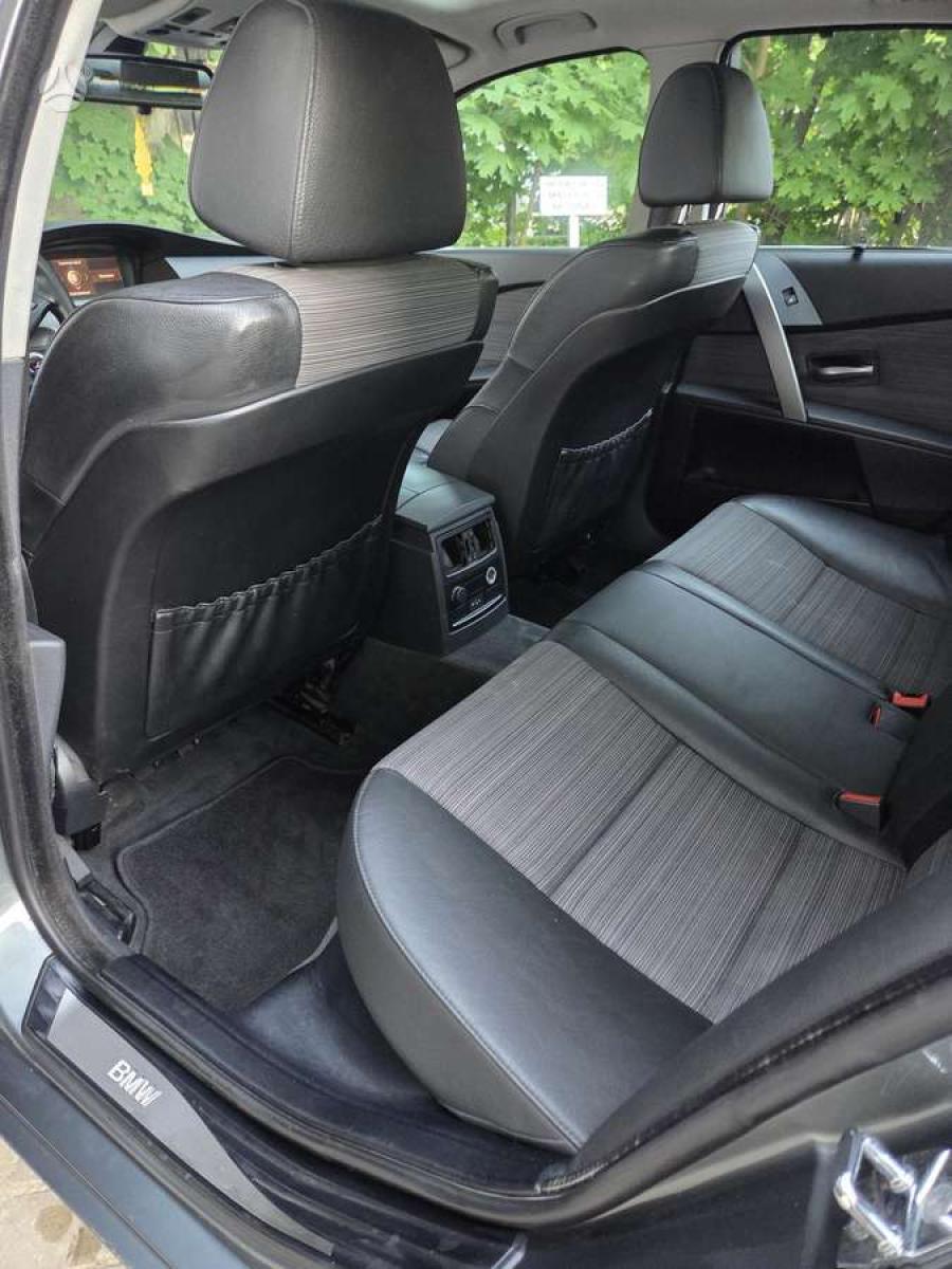 Pelēks BMW 523 2007 Viļņa, ar dzinēja tilpumu 2.50 L un nobraukumu 320 tūkst. km par 2400 €, foto 16 vietnē AUTOMOTO.COM.LV