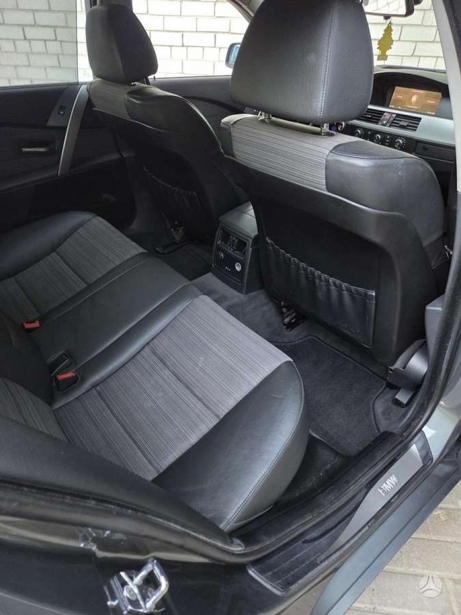 Pelēks BMW 523 2007 Viļņa, ar dzinēja tilpumu 2.50 L un nobraukumu 320 tūkst. km par 2400 €, foto 18 vietnē AUTOMOTO.COM.LV