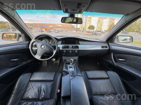 Grey BMW 523 2007 in Riga, with an engine capacity of 2.50 L and mileage of 239 thousand km for 2950 €, photo 7 on AUTOMOTO.COM.LV