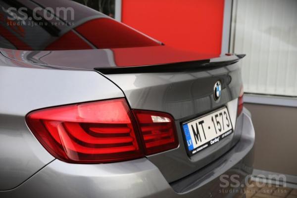 Grey BMW 523 2010 in Riga, with an engine capacity of 3.00 L and mileage of 336 thousand km for 7495 €, photo 8 on AUTOMOTO.COM.LV