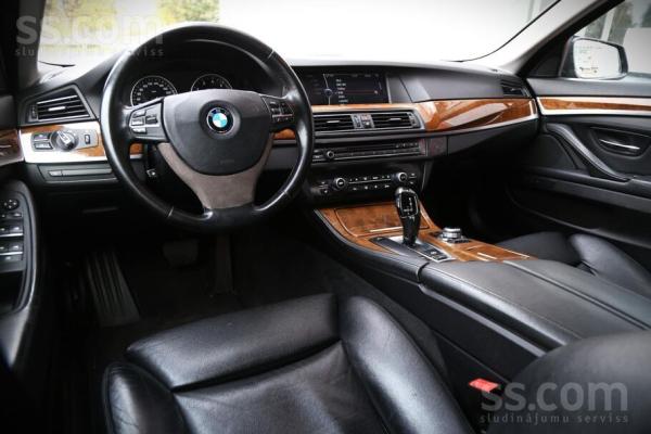 Grey BMW 523 2010 in Riga, with an engine capacity of 3.00 L and mileage of 336 thousand km for 7495 €, photo 9 on AUTOMOTO.COM.LV