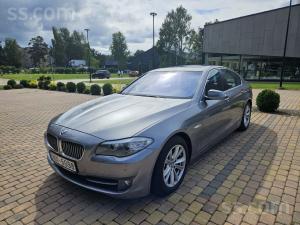 Grey BMW 523 2011 in Riga, with an engine capacity of 3.00 L and mileage of 249 thousand km for 9950 €, photo 2 on AUTOMOTO.COM.LV