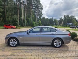 Grey BMW 523 2011 in Riga, with an engine capacity of 3.00 L and mileage of 249 thousand km for 9950 €, photo 5 on AUTOMOTO.COM.LV