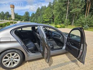 Grey BMW 523 2011 in Riga, with an engine capacity of 3.00 L and mileage of 249 thousand km for 9950 €, photo 7 on AUTOMOTO.COM.LV