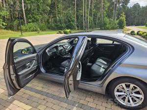 Grey BMW 523 2011 in Riga, with an engine capacity of 3.00 L and mileage of 249 thousand km for 9950 €, photo 8 on AUTOMOTO.COM.LV