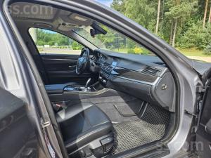 Grey BMW 523 2011 in Riga, with an engine capacity of 3.00 L and mileage of 249 thousand km for 9950 €, photo 9 on AUTOMOTO.COM.LV