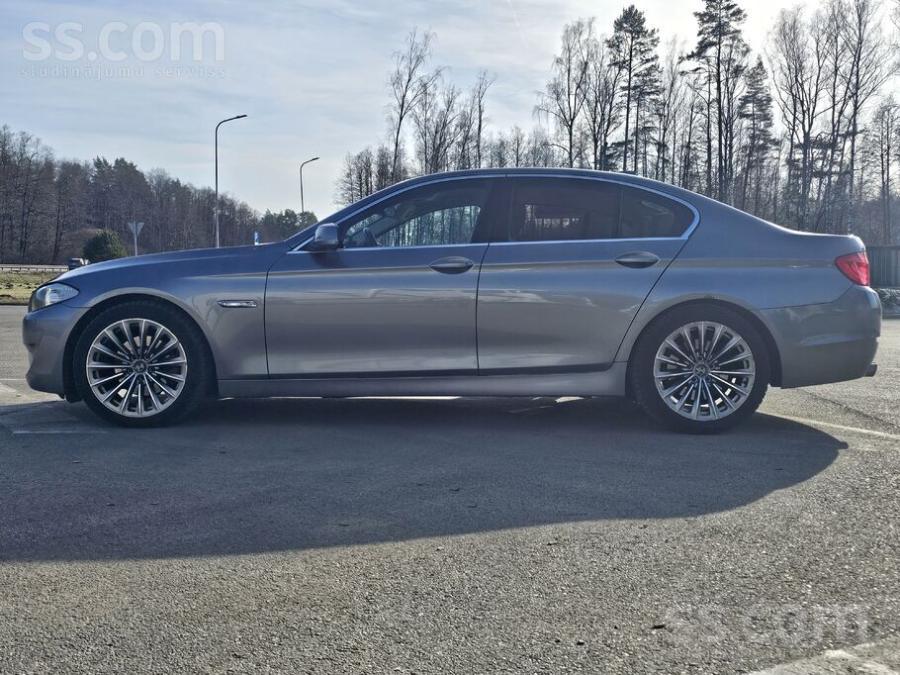 Pelēks BMW 523 2011 Rīga, ar dzinēja tilpumu 3.00 L un nobraukumu 250 tūkst. km par 8950 €, foto 7 vietnē AUTOMOTO.COM.LV