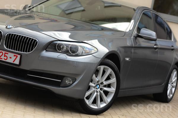 Pelēks BMW 523 2011 Jelgava, ar dzinēja tilpumu 3.00 L un nobraukumu 241 tūkst. km par 6590 €, foto 2 vietnē AUTOMOTO.COM.LV