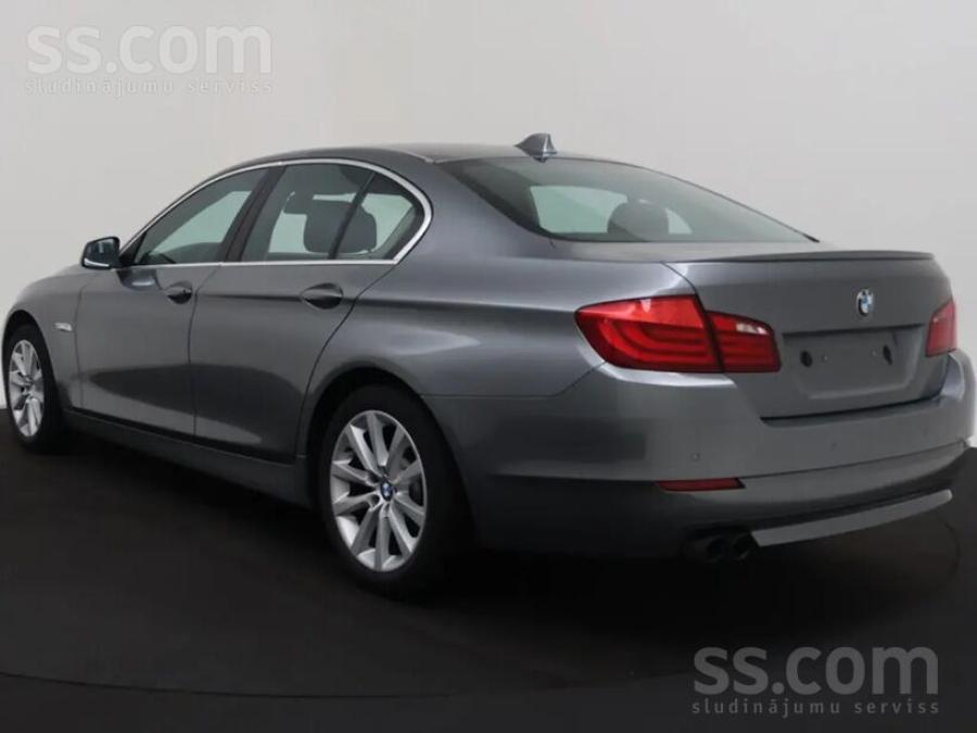Grey BMW 523 2011 in Jelgava, with an engine capacity of 3.00 L and mileage of 241 thousand km for 6590 €, photo 35 on AUTOMOTO.COM.LV