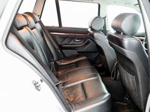 Pelēks BMW 523 2000 Tallina, ar dzinēja tilpumu 2.50 L un nobraukumu 244 tūkst. km par 2399 €, foto 8 vietnē AUTOMOTO.COM.LV