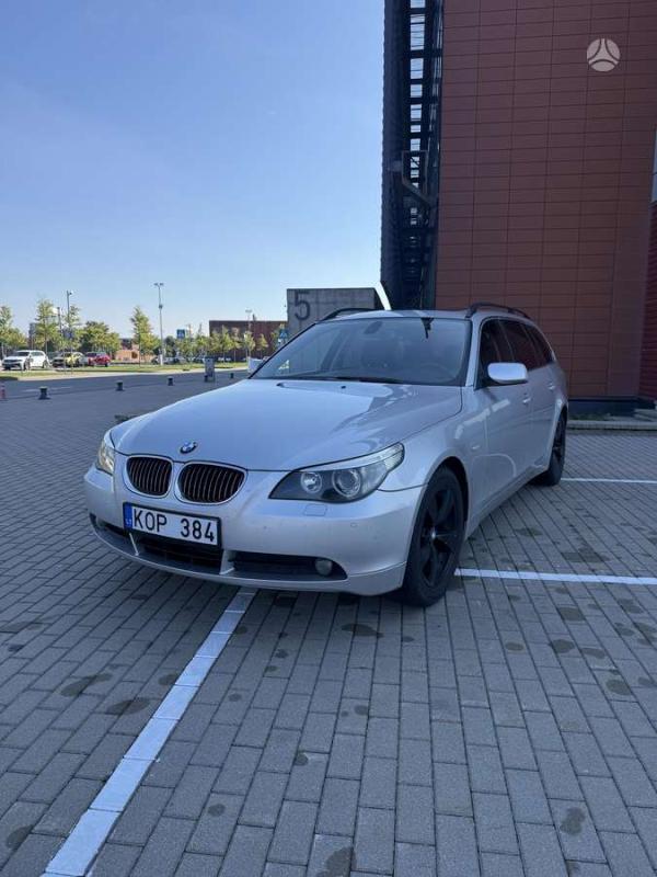 Pelēks BMW 523 2006 Klaipėda, ar dzinēja tilpumu 2.50 L un nobraukumu 334 tūkst. km par 2900 €, foto 3 vietnē AUTOMOTO.COM.LV
