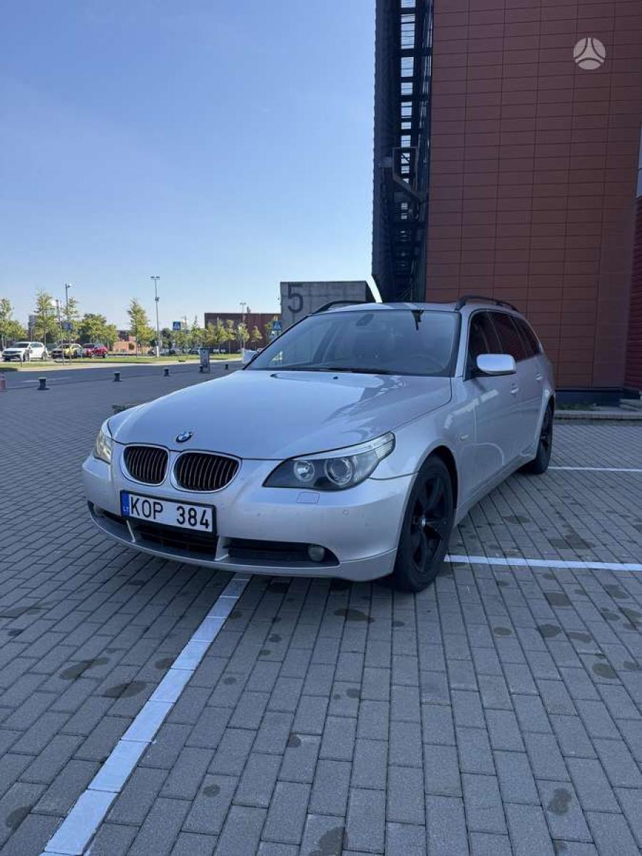 Pelēks BMW 523 2006 Klaipėda, ar dzinēja tilpumu 2.50 L un nobraukumu 334 tūkst. km par 2900 €, foto 4 vietnē AUTOMOTO.COM.LV