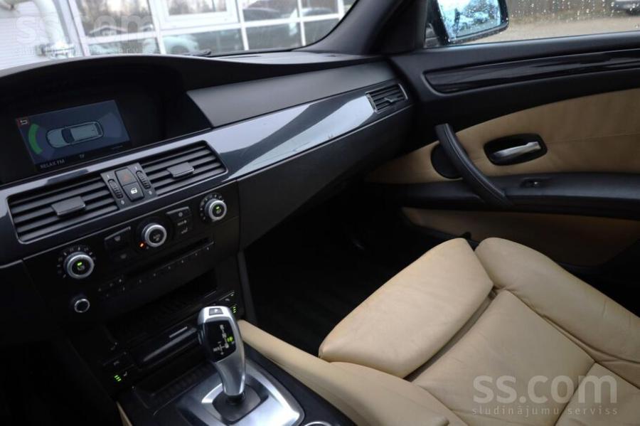 Grey BMW 523 2007 in Riga, with an engine capacity of 2.50 L and mileage of 0 thousand km for 4495 €, photo 9 on AUTOMOTO.COM.LV