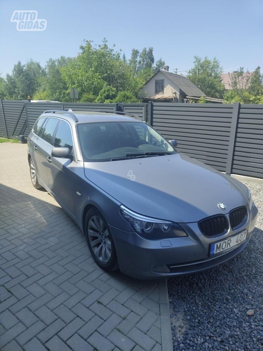 Grey BMW 523 2007 in Vilnius, with an engine capacity of 2.50 L and mileage of 325 thousand km for 4500 €, photo 1 on AUTOMOTO.COM.LV